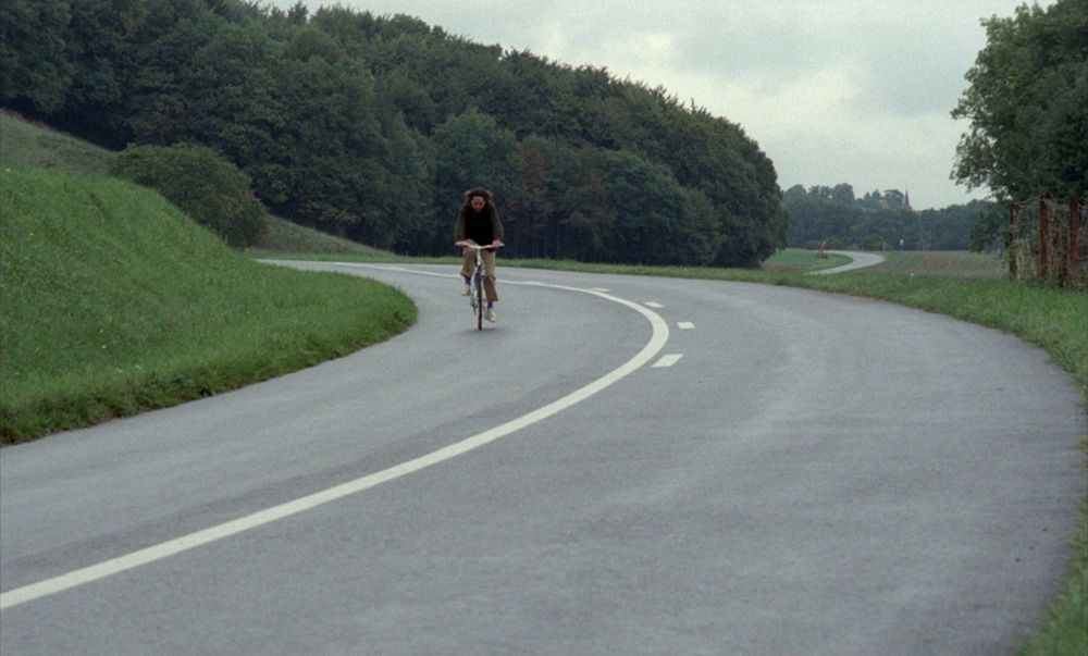 Sauve qui peut (la vie) et Soigne ta droite : le cinéma de Jean-Luc ... Sauve qui peut (la vie) et Soigne ta droite : le cinéma de Jean-Luc ...